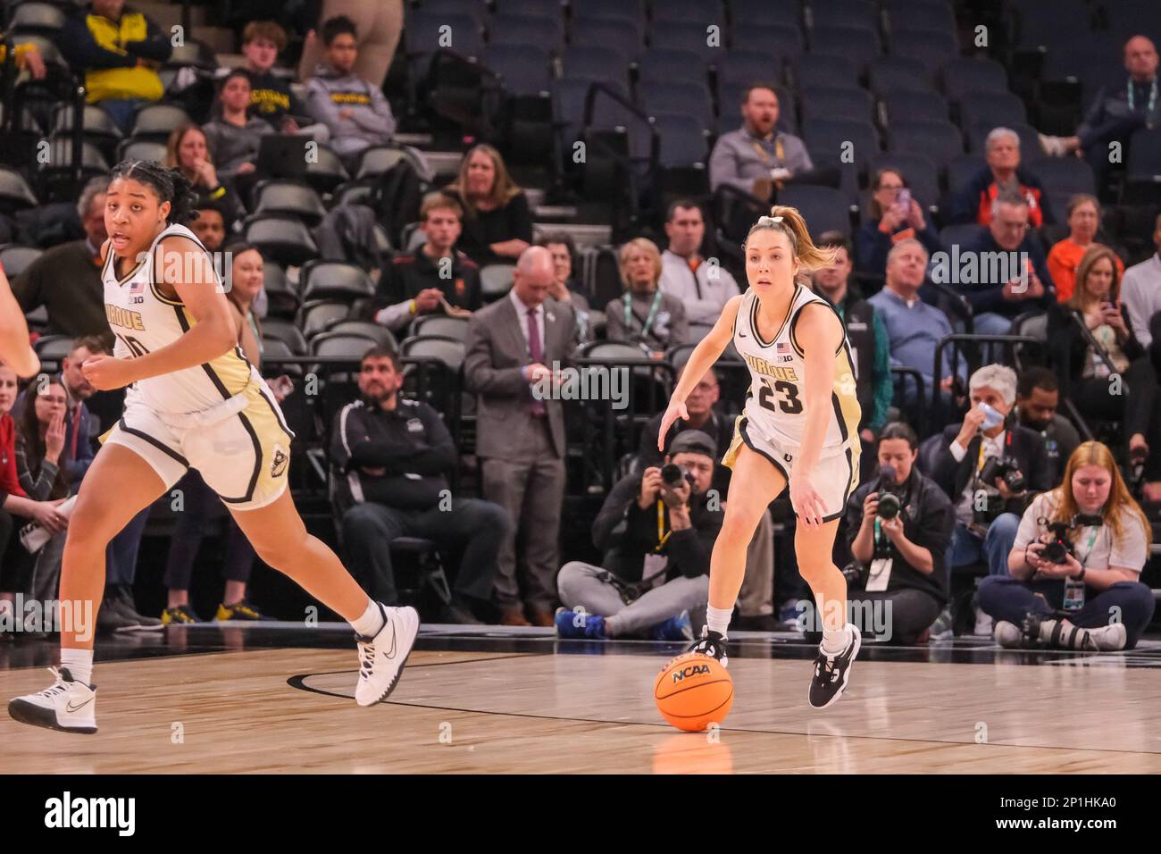 Purdue basketball court hi-res stock photography and images - Alamy