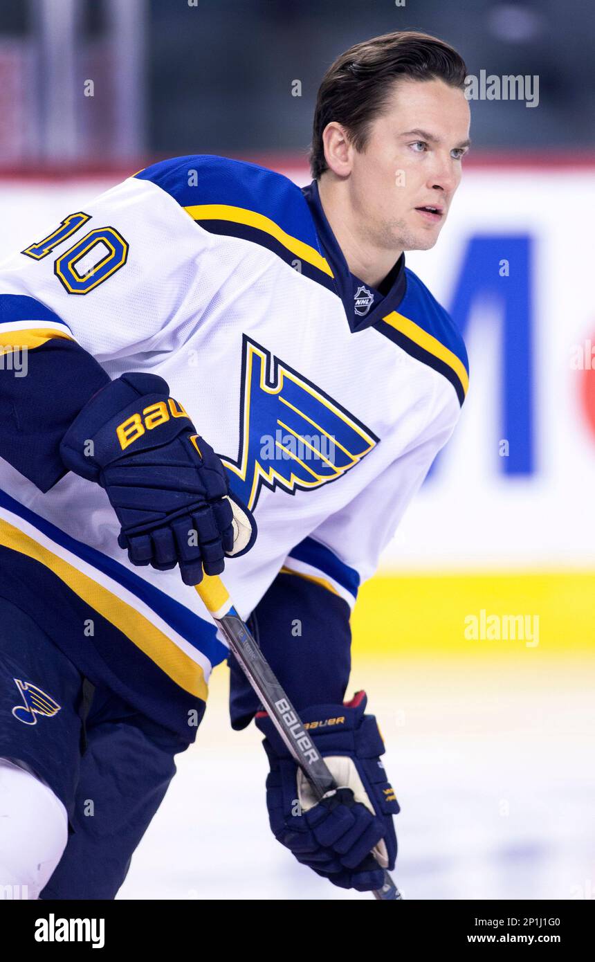 NHL profile photo on St. Louis Blues' Scottie Upshall at a game against ...