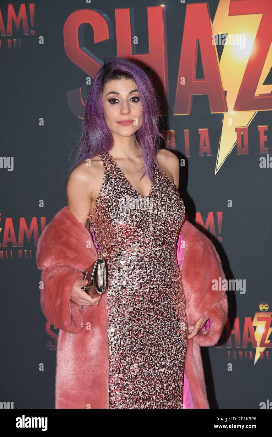 Shazam furia degli dei hi-res stock photography and images - Alamy