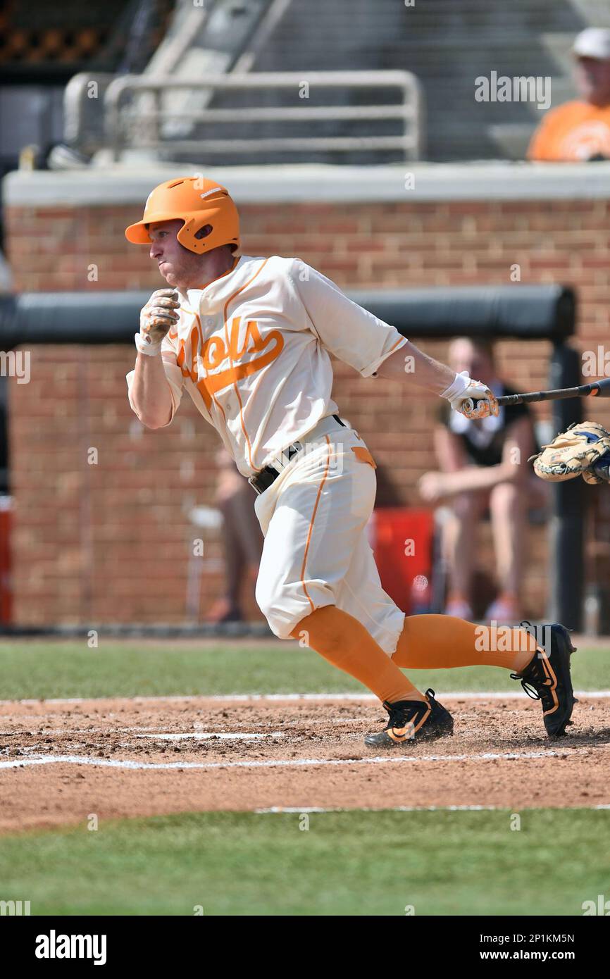 Tennessee Volunteers center fielder Derek Lance (17) swings at a pitch ...