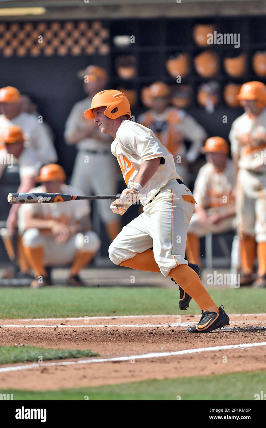 Tennessee Volunteers center fielder Derek Lance (17) swings at a pitch ...