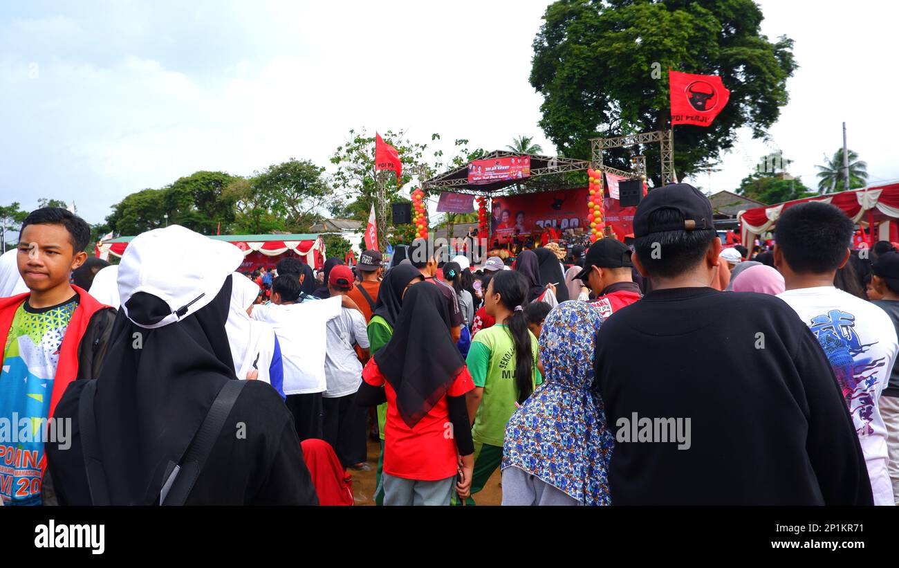 The Excitement Of A Leisurely Walk On The City's Muntok Surge Field ...
