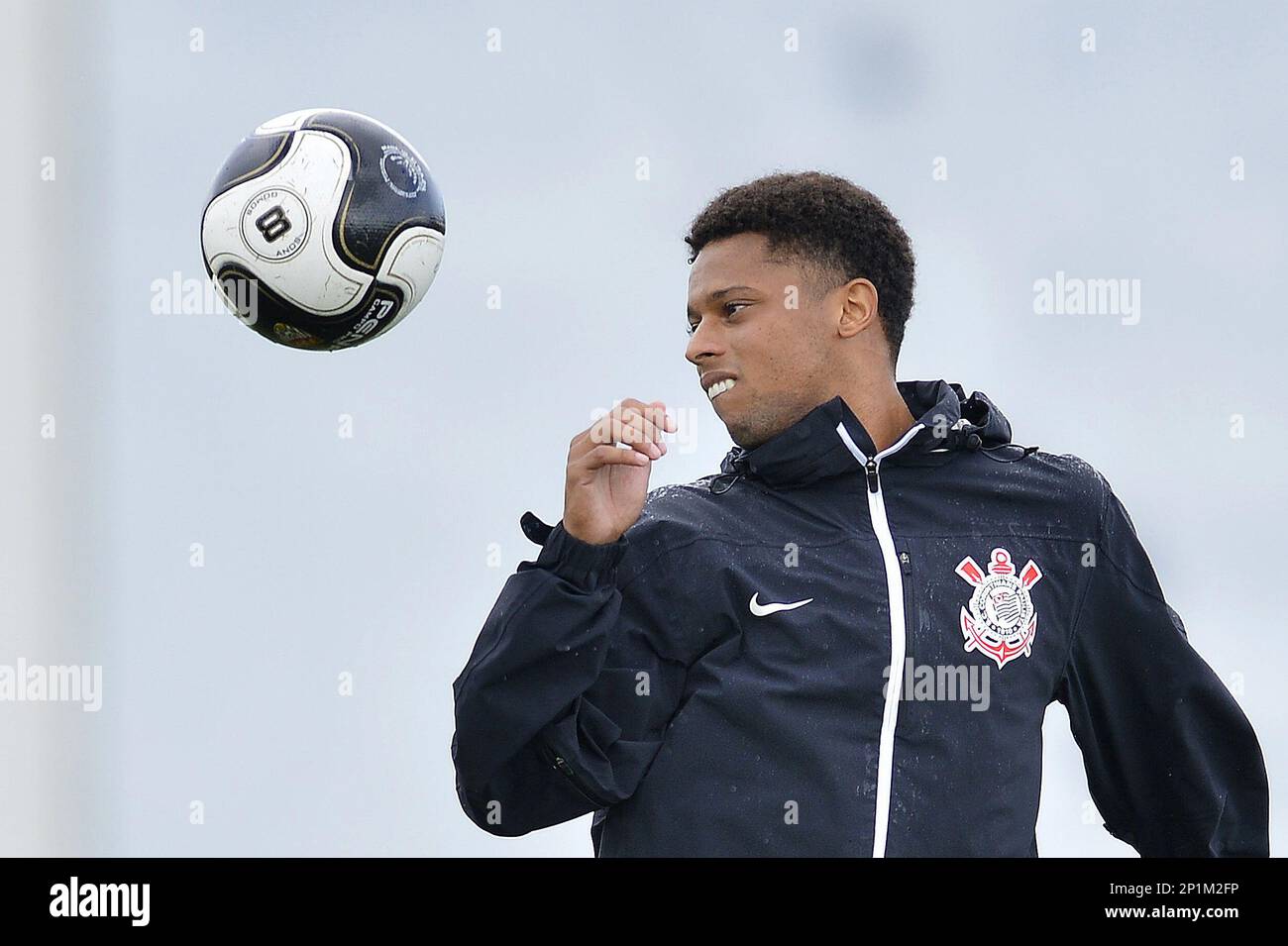 SAO PAULO - SP - 11/03/2016 - TREINO DO CORINTHIANS - Andre durante ...