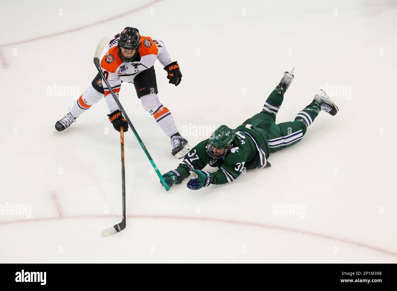 St onge hockey hi-res stock photography and images - Alamy