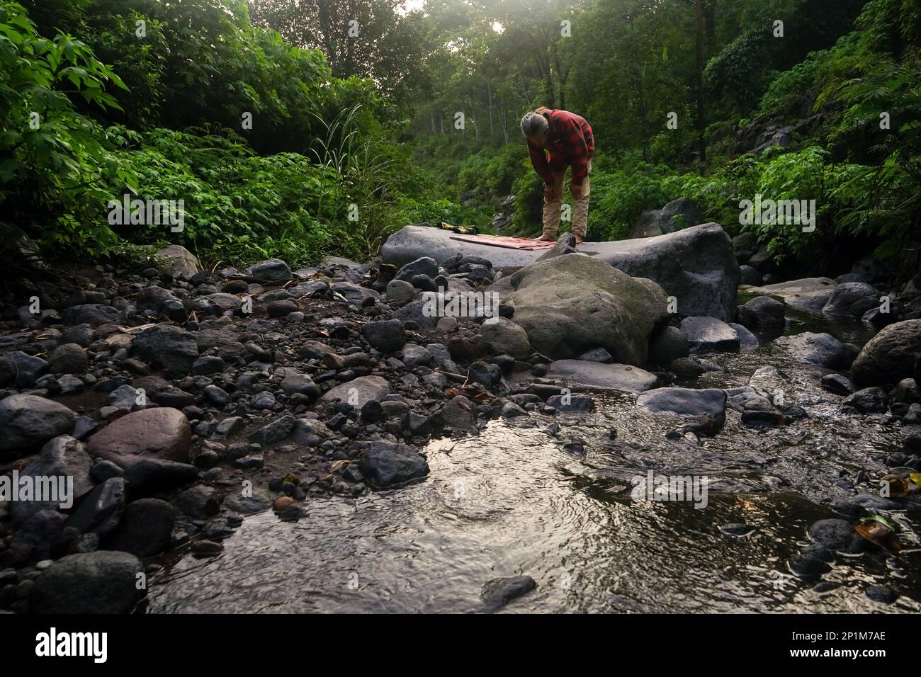 Islamic traveler hi-res stock photography and images - Alamy