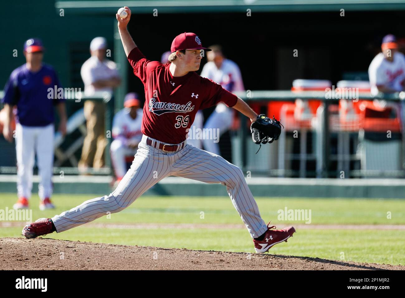 March 6, 2016: Reed Scott (39) of the South Carolina Gamecocks comes in ...