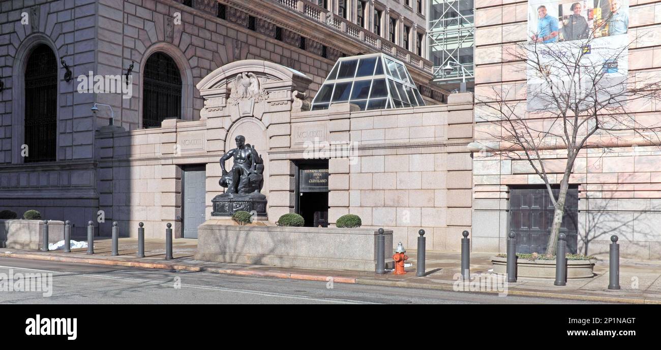 Federal reserve bank building hi-res stock photography and images - Alamy