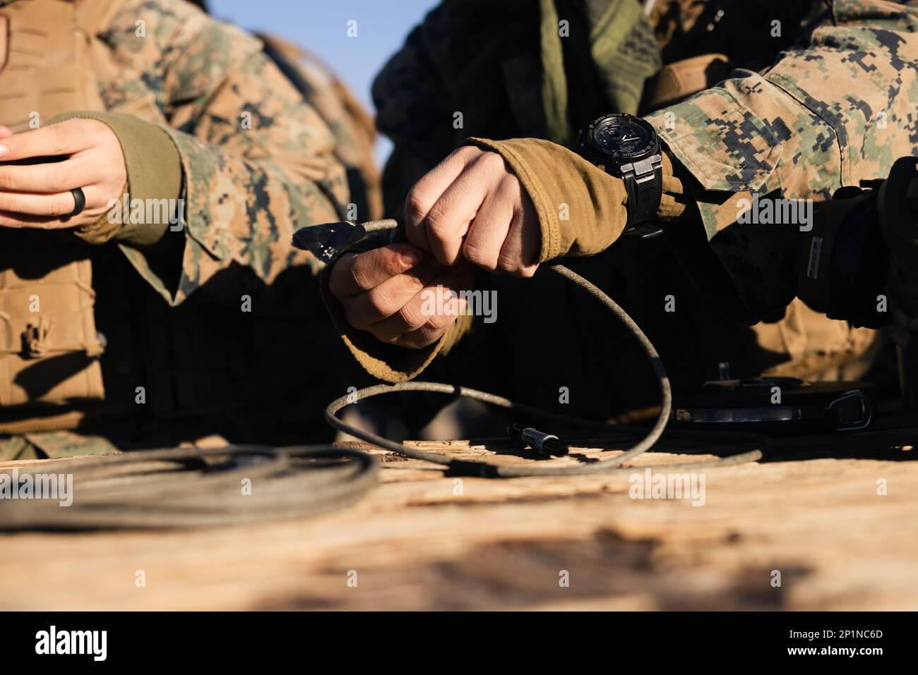 U.S. Marines with 3d Littoral Combat Team, 3d Marine Littoral Regiment ...