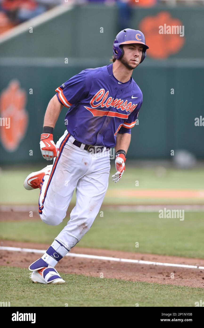 Clemson Tigers second baseman Weston Wilson (8) runs to first base ...