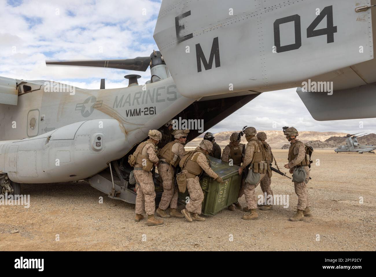 U.S. Marines with Marine Medium Tiltrotor Squadron (VMM) 261 and Marine ...