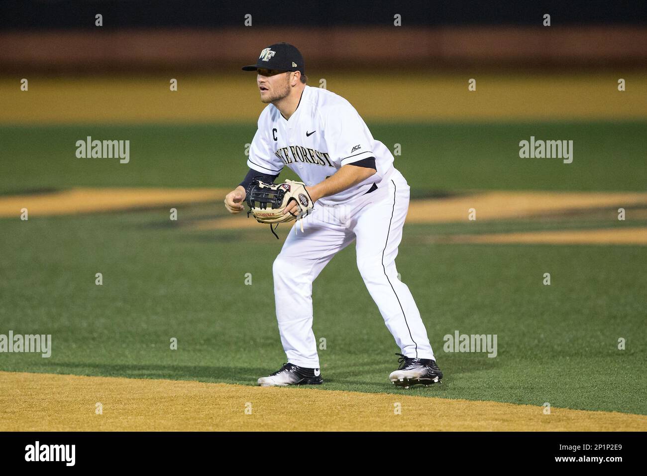 Wake Forest Demon Deacons second baseman Nate Mondou (10) on defense ...