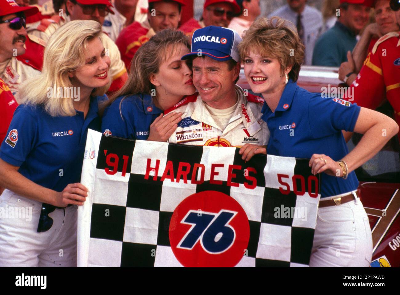 1991 November 17 | Sunday: Mark Martin (6) Roush Racing Ford ...