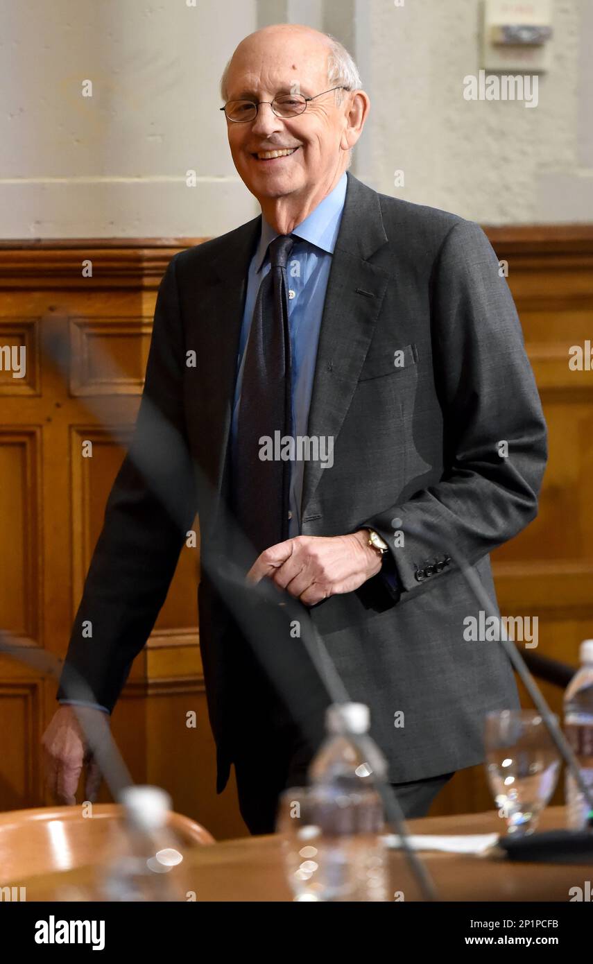 Supreme Court Justice Stephen Breyer walks to the podium to give a talk ...