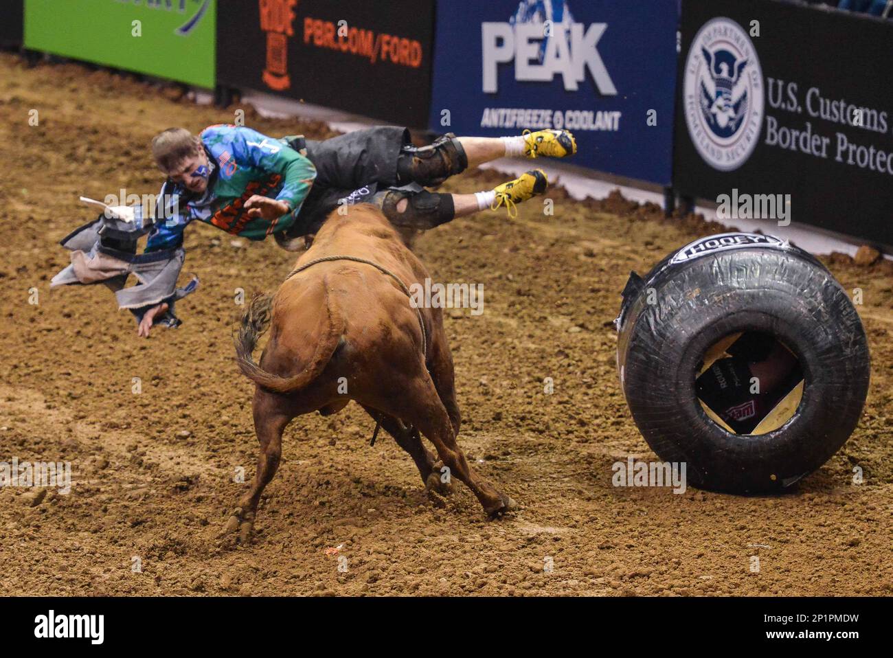 Feb. 12, 2016 - St. Louis, Missouri, U.S - A member of the Bullfighters ...