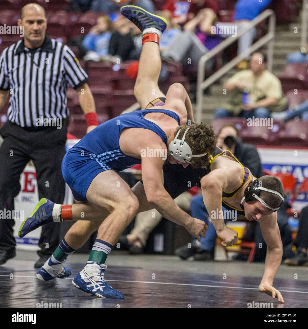 Boiling Springs' Colby Tennyson gets taken down by Burrell's Alex ...