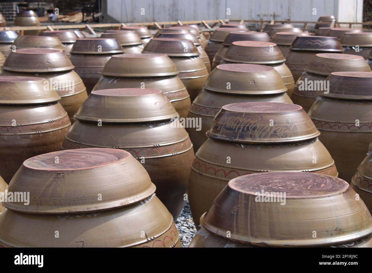 Traditional Korean fermentation jars in country market Stock Photo - Alamy