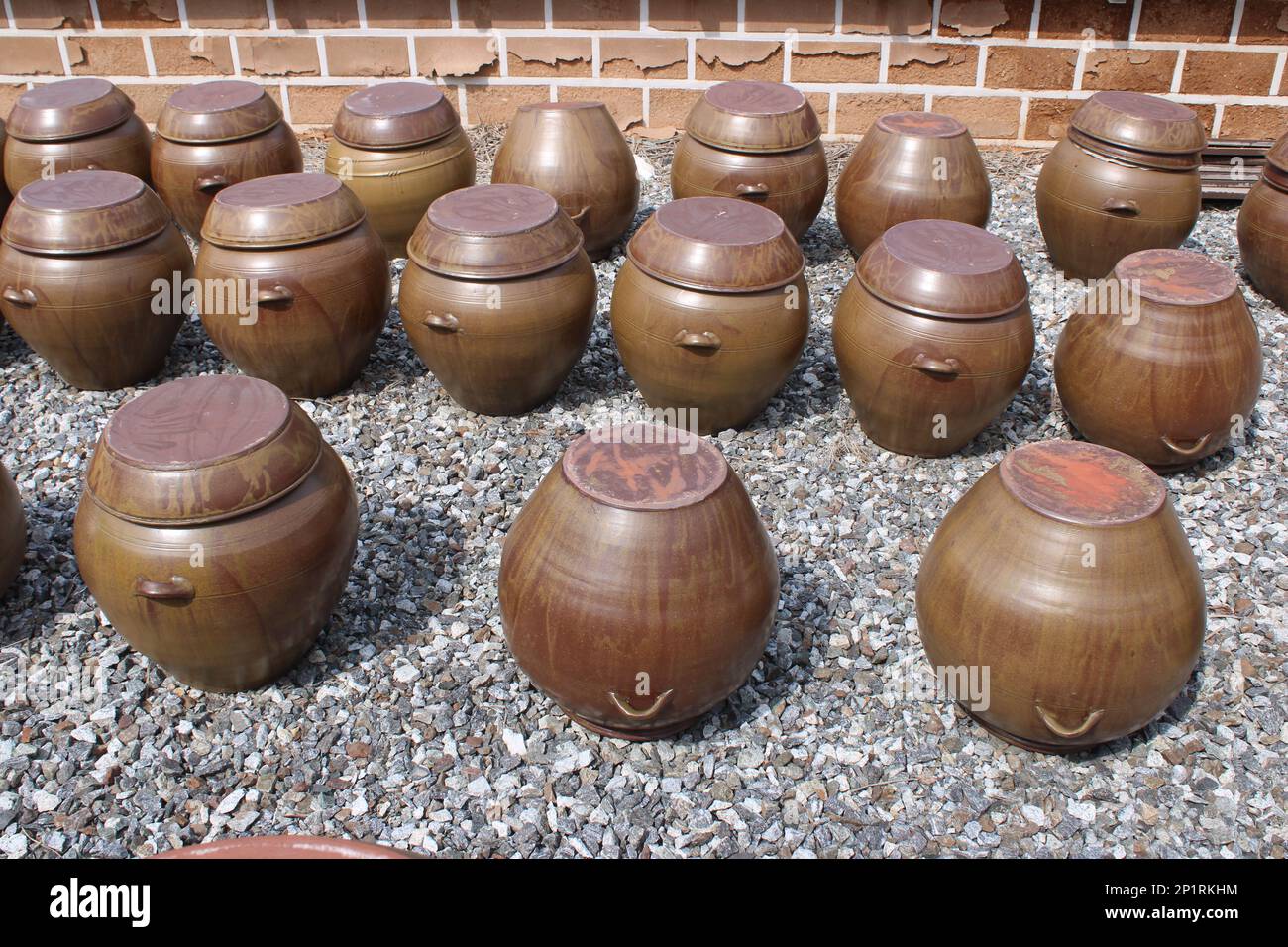 Traditional Korean fermentation jars in country market Stock Photo - Alamy