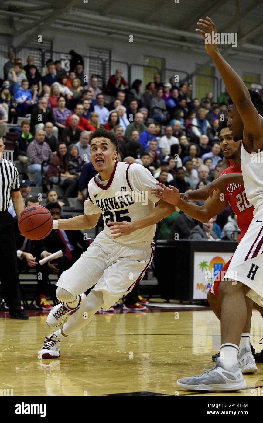 Friday, January 29, 2016: Harvard Crimson guard Corey Johnson (25 ...