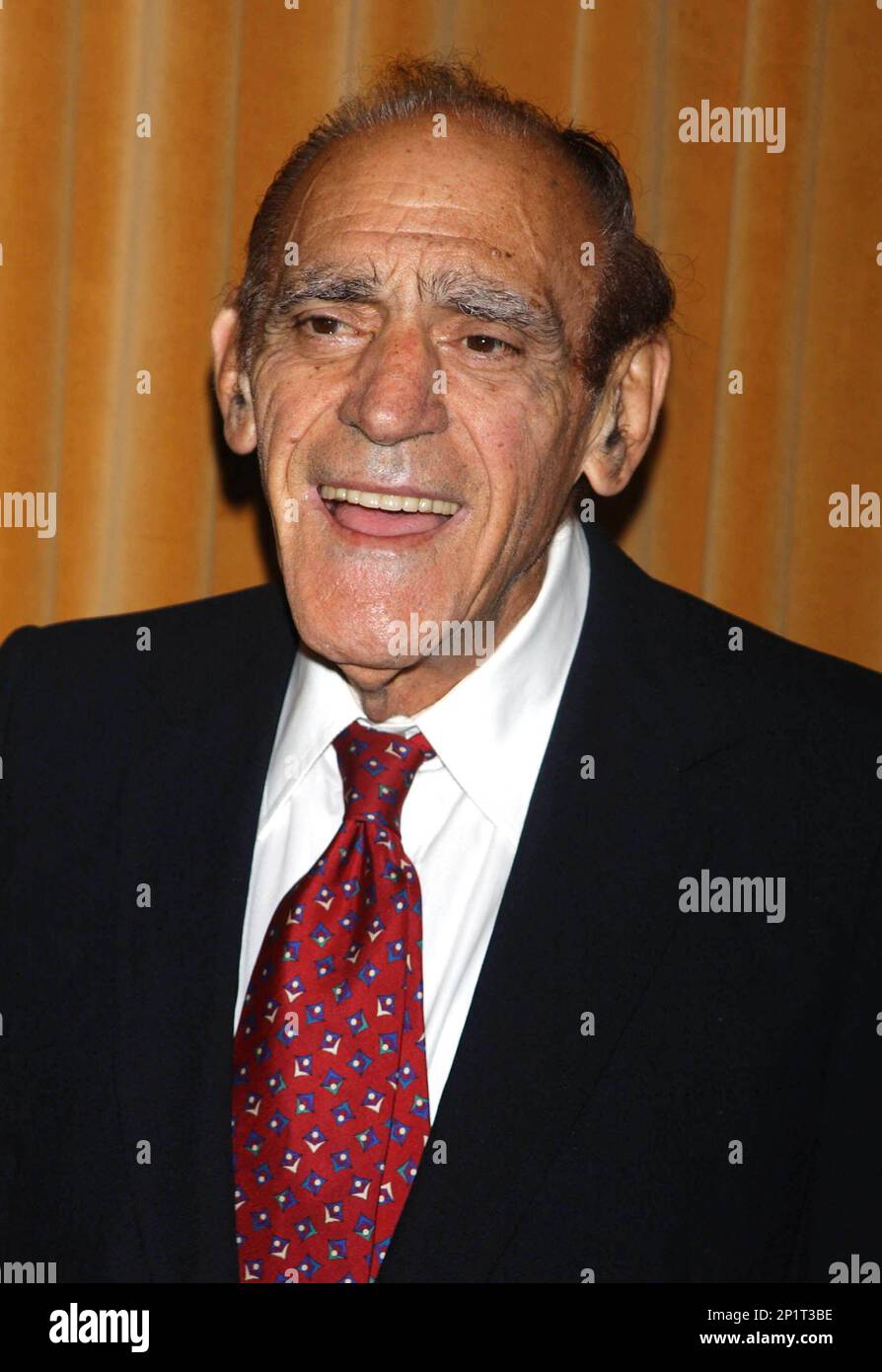 Photo by: Stephen Trupp/STAR MAX/IPx10/6/05Abe Vigoda at The Motion ...