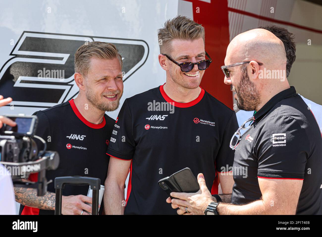 Kevin Magnussen (SVE) Haas VF-23 and Nico Hulkenberg (GER) durinFORMULA 1 GULF AIR BAHRAIN GRAND ...