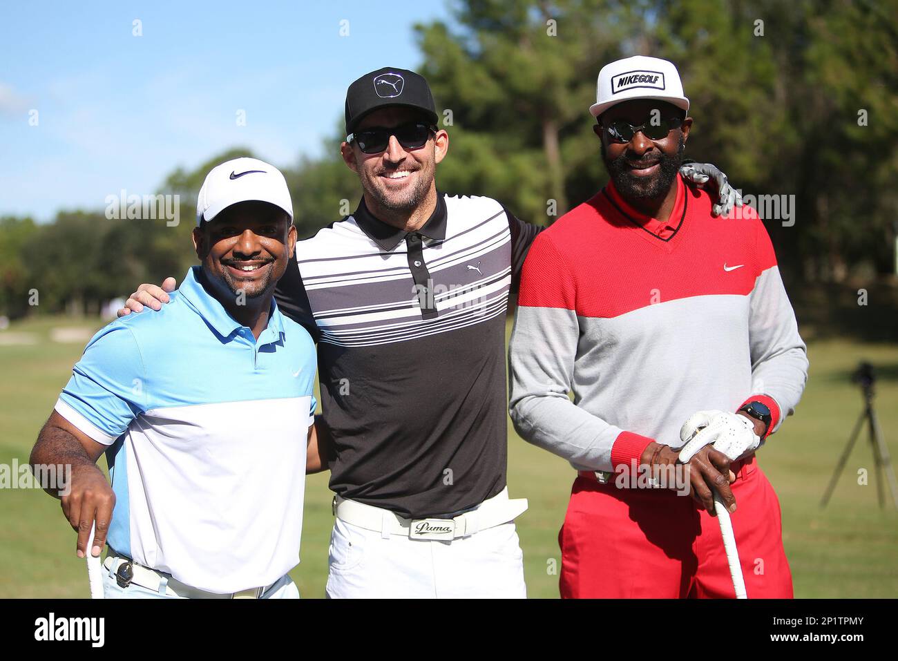 Alfonso Ribiero, Jake Owen and Jerry Rice pose during the final round ...