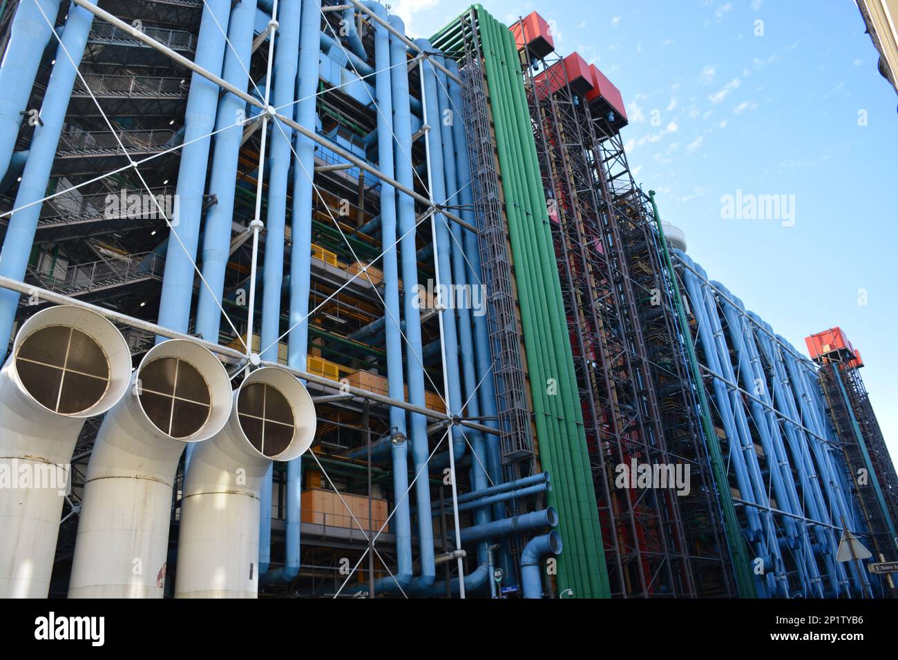 Georges pompidou national center of art and culture hi-res stock photography and images - Alamy