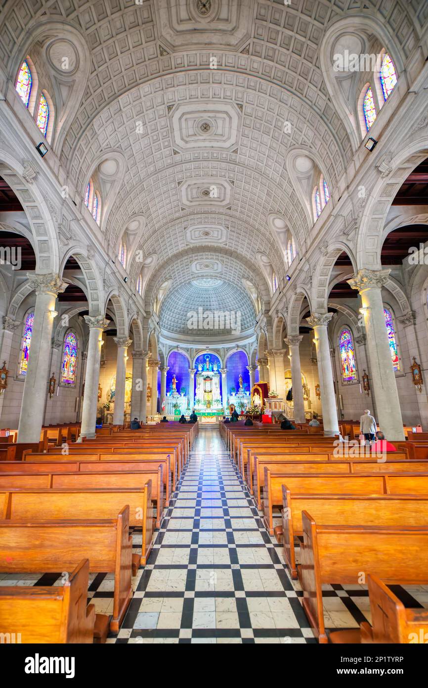 Miracle Virgin Church, Centre nave and main Altar, Miraflores, Lima ...