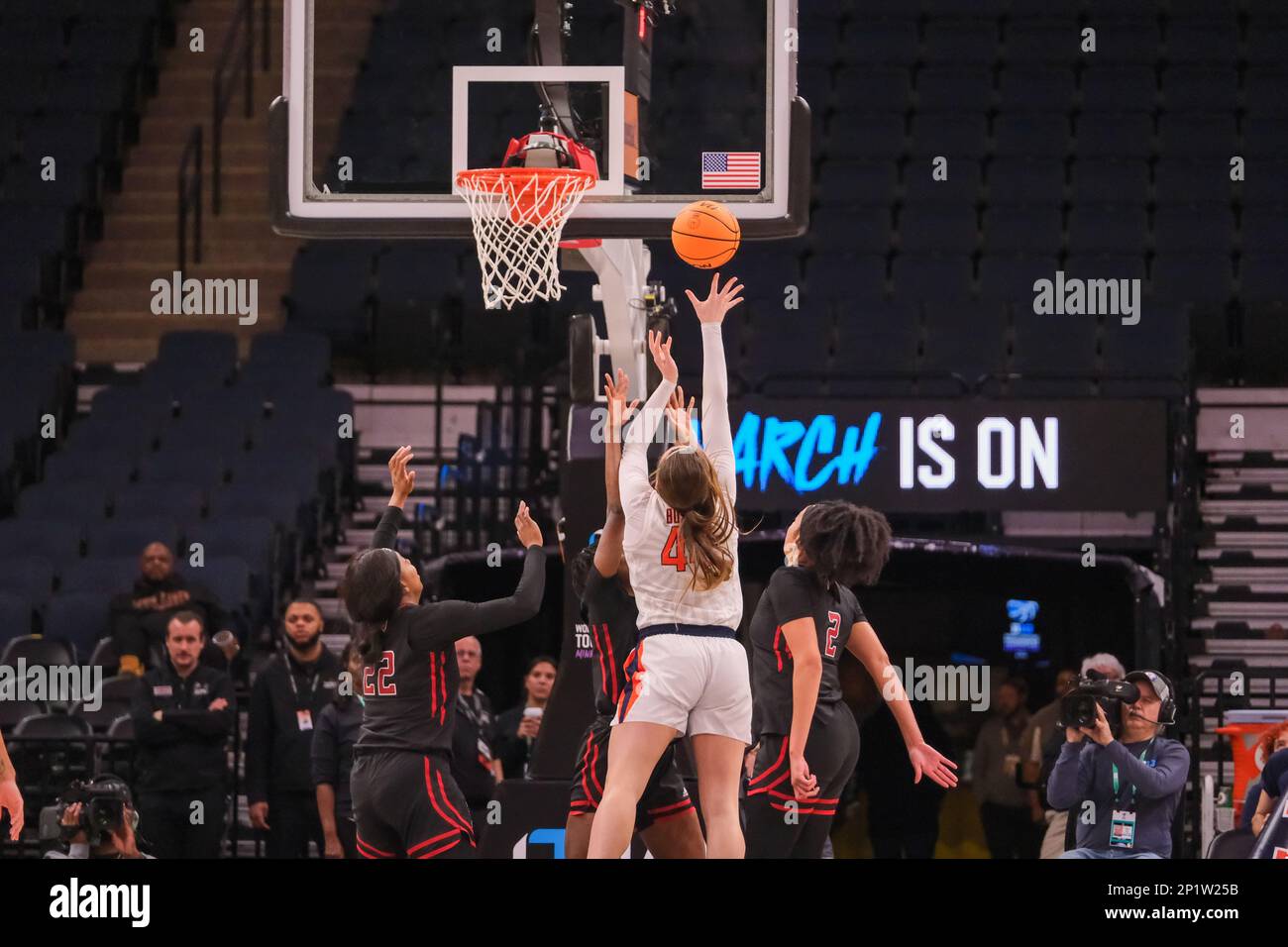 Minneapolis, Minnesota, USA. 2nd Mar, 2023. Illinois Fighting Illini ...