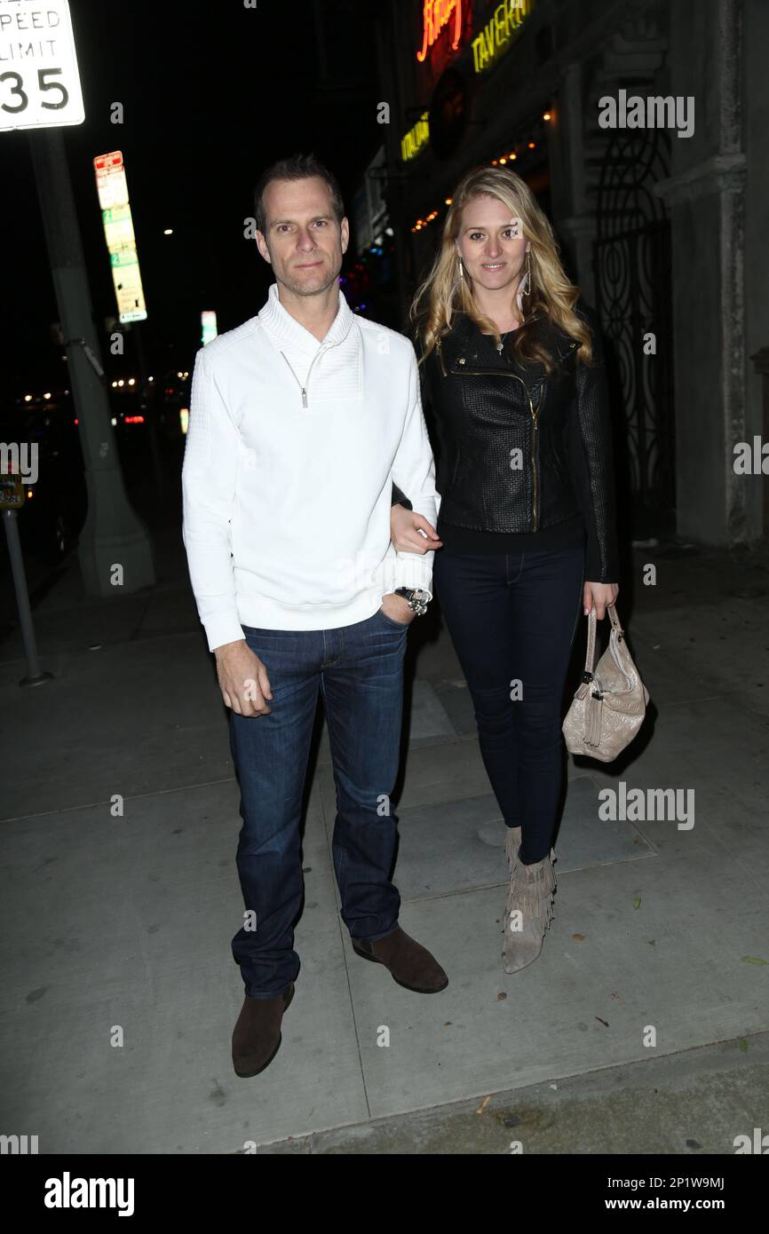 Photo by: JMA/STAR MAX/IPx1/11/16Nick Liam Heaney and Kayla Tabish seen ...