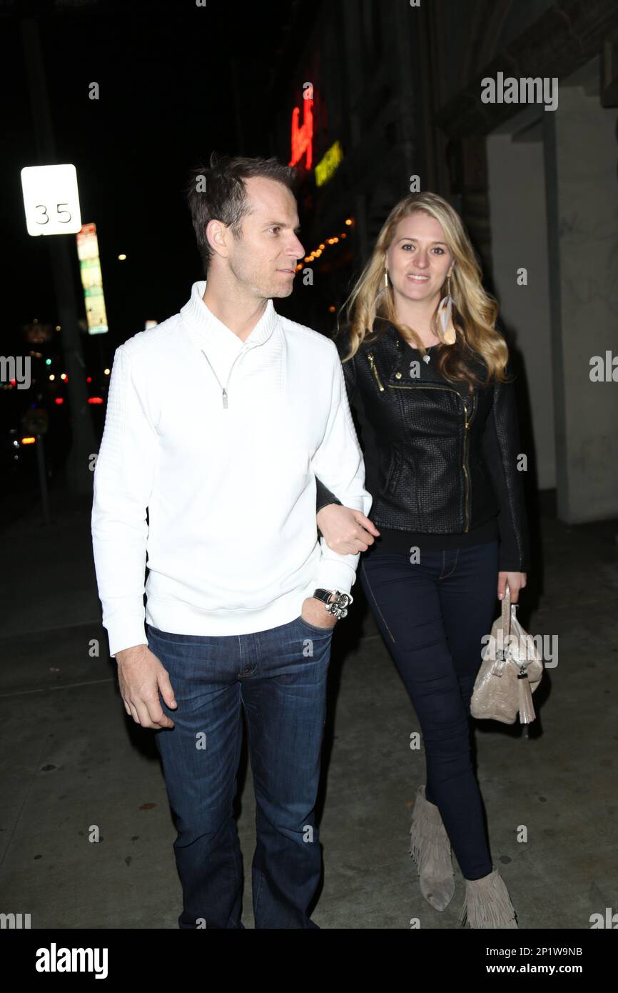 Photo by: JMA/STAR MAX/IPx1/11/16Nick Liam Heaney and Kayla Tabish seen ...