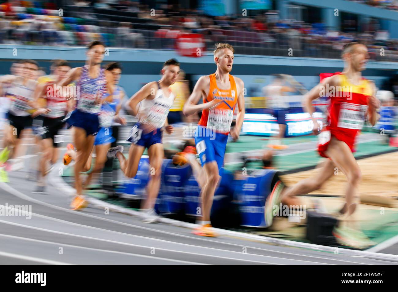 Tim verbaandert competing on the 3000m men hi-res stock photography and ...