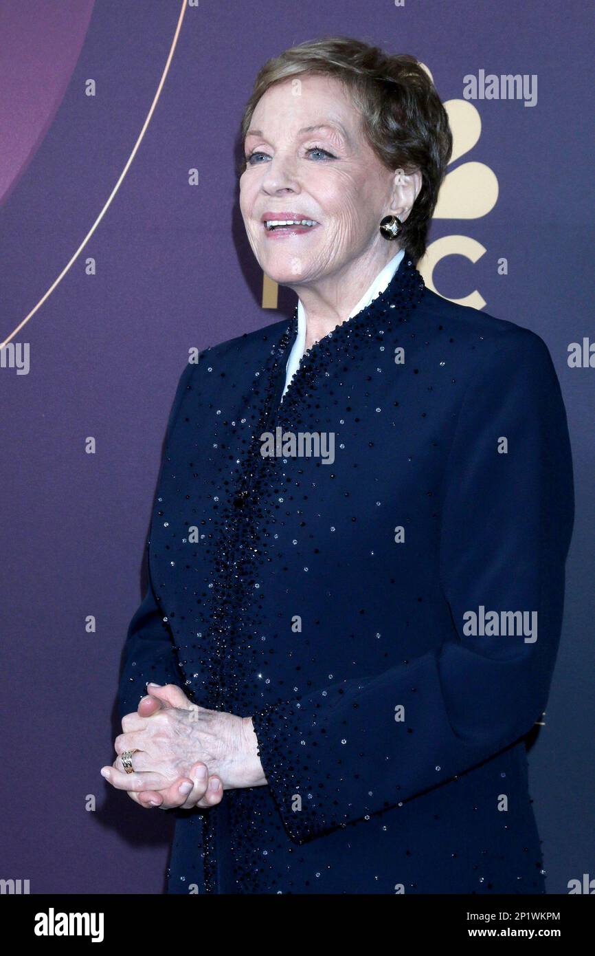 Los Angeles, CA. 2nd Mar, 2023. Julie Andrews at arrivals for Carol ...