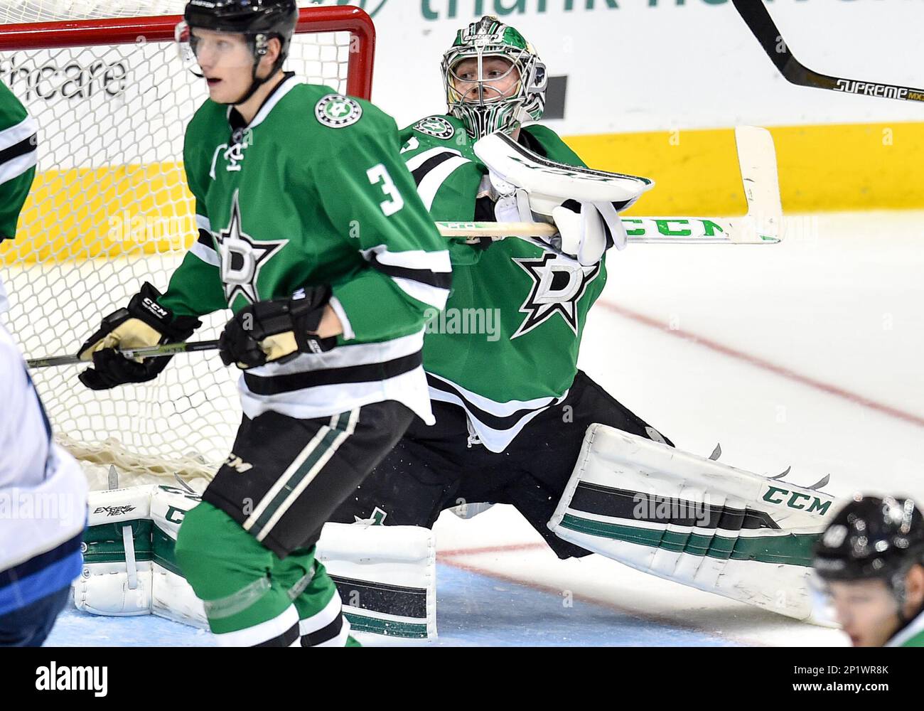 January 7th, 2016:.Dallas Stars goalie Kari Lehtonen (32) in action as ...