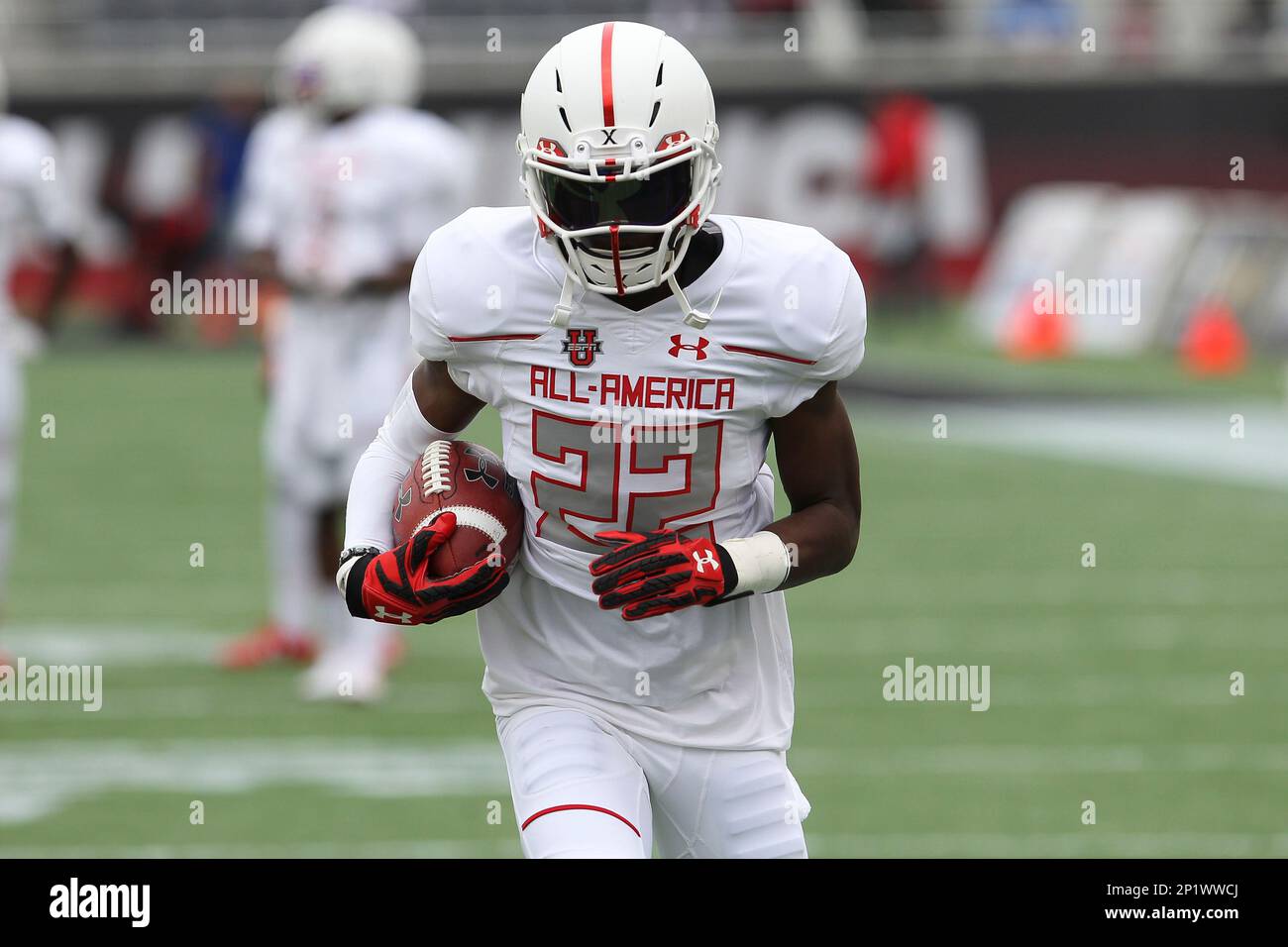 02 January 2016: Team Heighlight (WHITE) cornerback John Broussard (22 ...