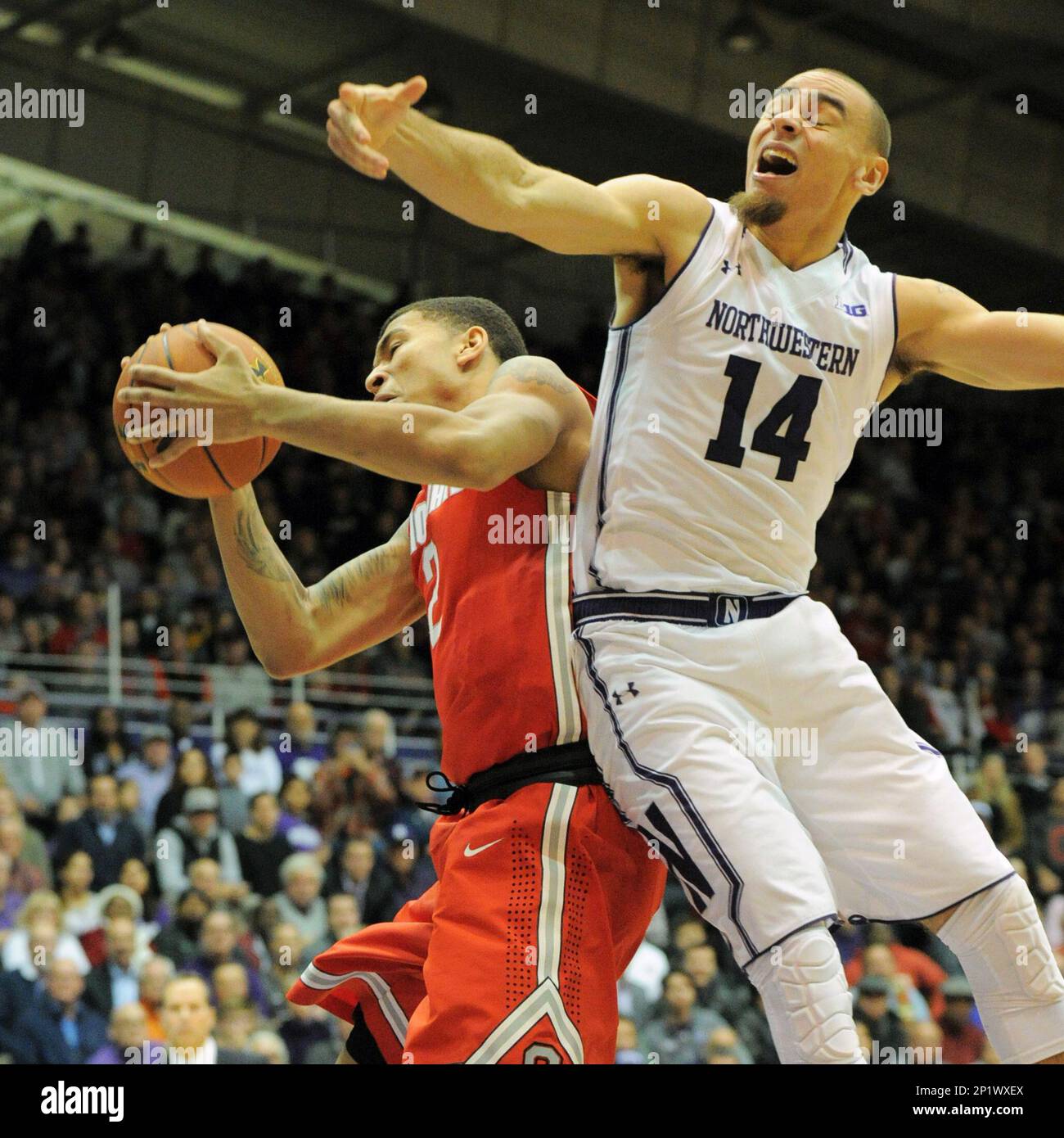 06 January 2016: Ohio State Buckeyes forward Marc Loving (2) goes up ...
