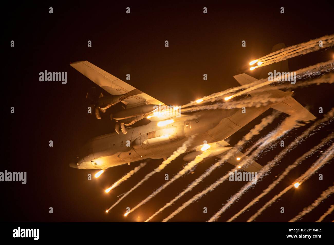 Royal Australian Air Force (RAAF) Lockheed Martin C-130J Super Hercules ...