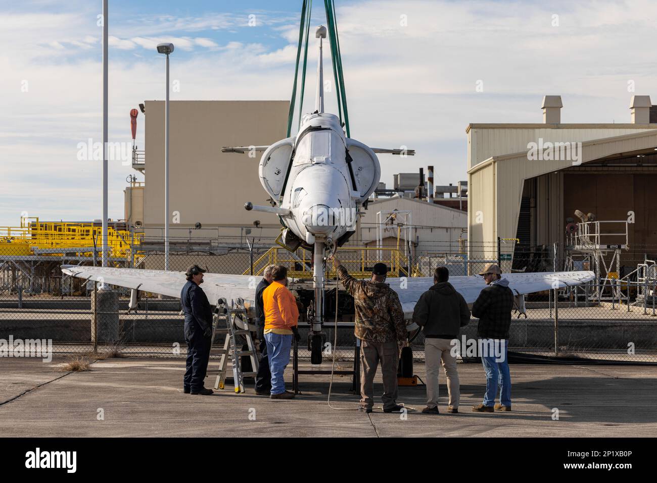 Fleet Readiness Center East (FRCE) contractors assemble a A-4M Skyhawk ...