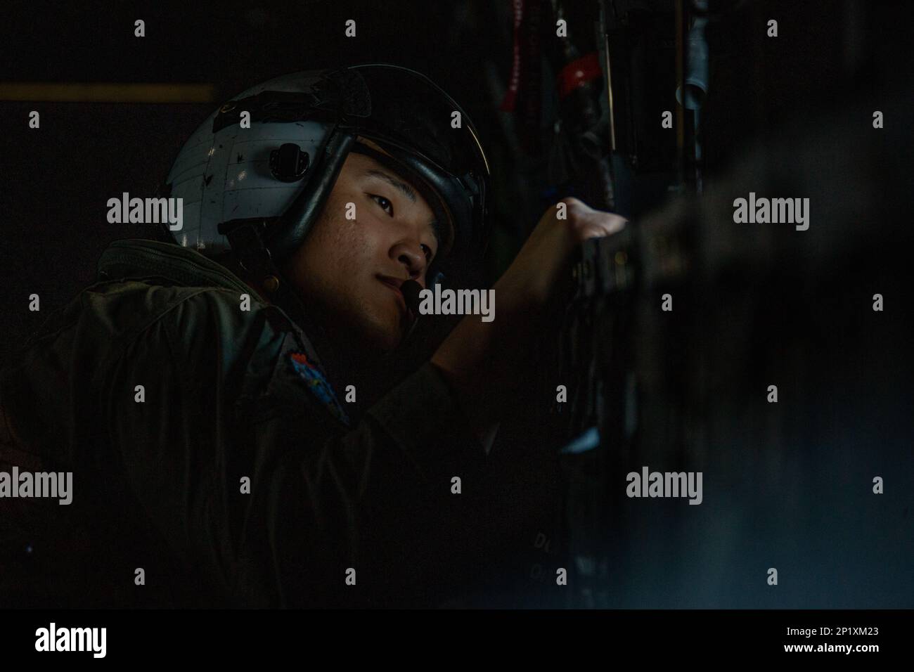 PACIFIC OCEAN (Jan. 25, 2023) Naval Air Crewman (Mechanical) 2nd Class ...