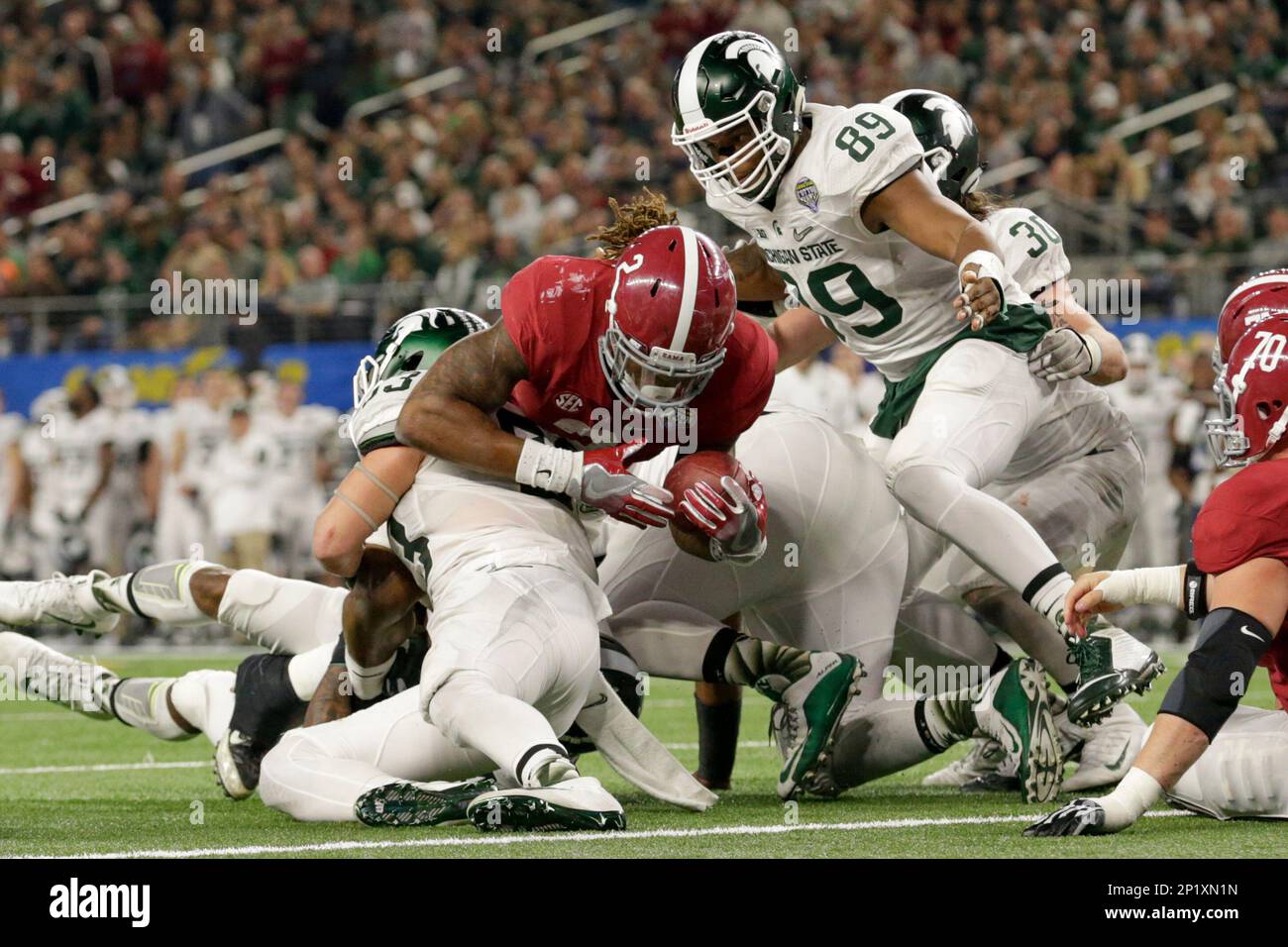 December 31, 2015: Michigan State Spartans linebacker Jon Reschke (33 ...