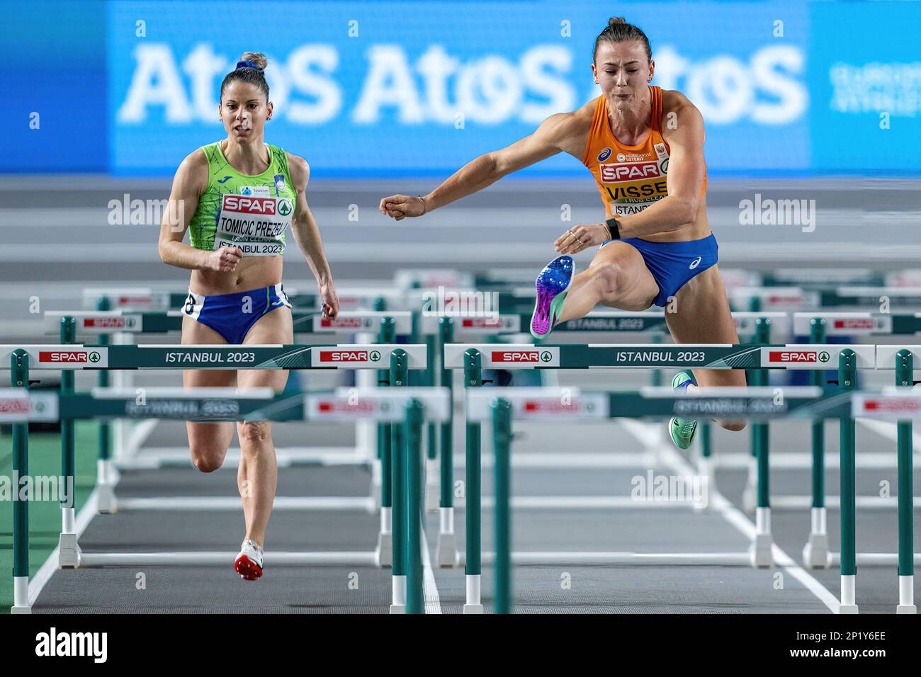 60 meters hurdles hi-res stock photography and images - Alamy