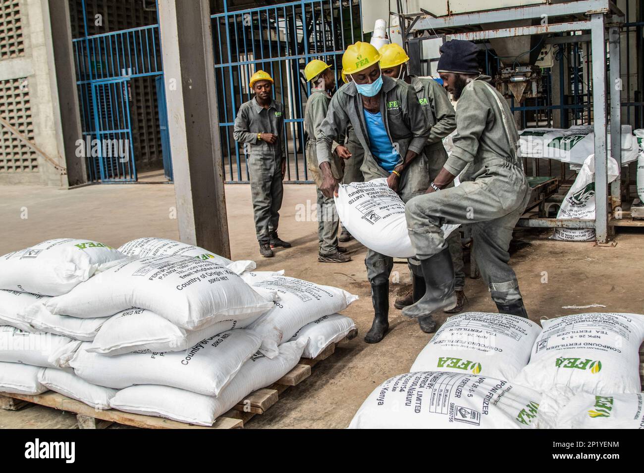 Fertilizer granulation hi-res stock photography and images - Alamy