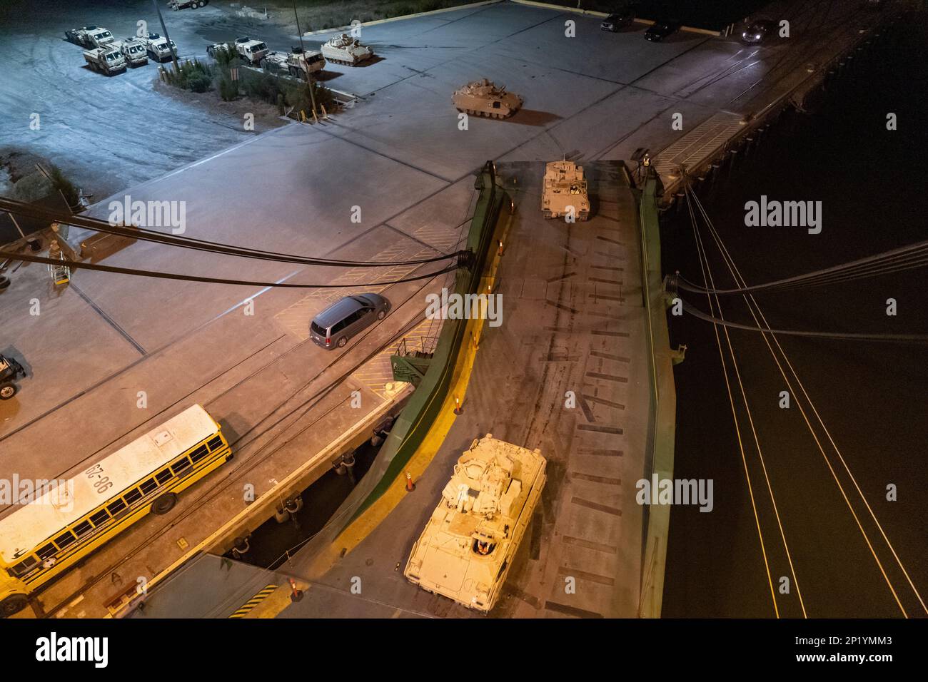 Arc load hi-res stock photography and images - Alamy