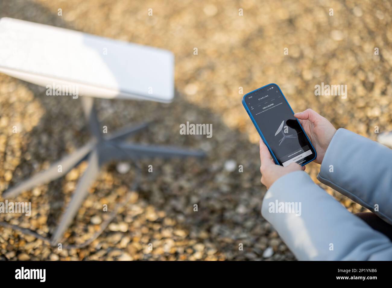 Starlink app hi-res stock photography and images - Alamy