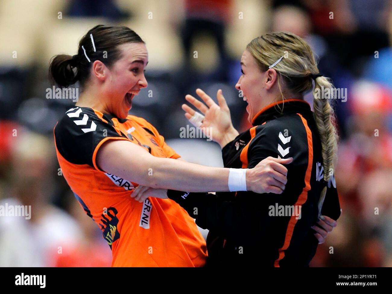 Dutch Yvette Broch and Jessy Kramer jubilate when The Netherlands ...
