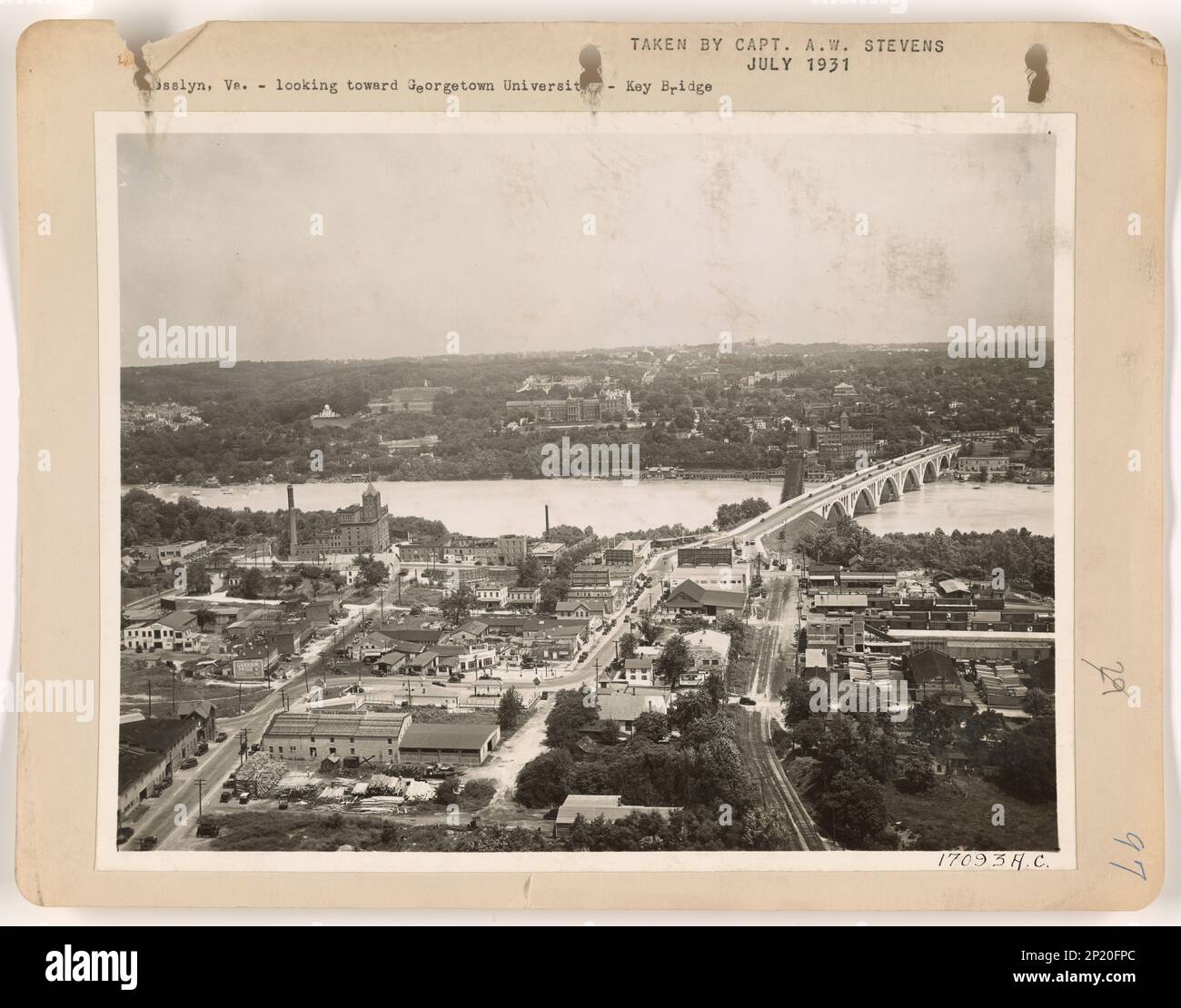 Rosslyn virginia aerial hi-res stock photography and images - Alamy