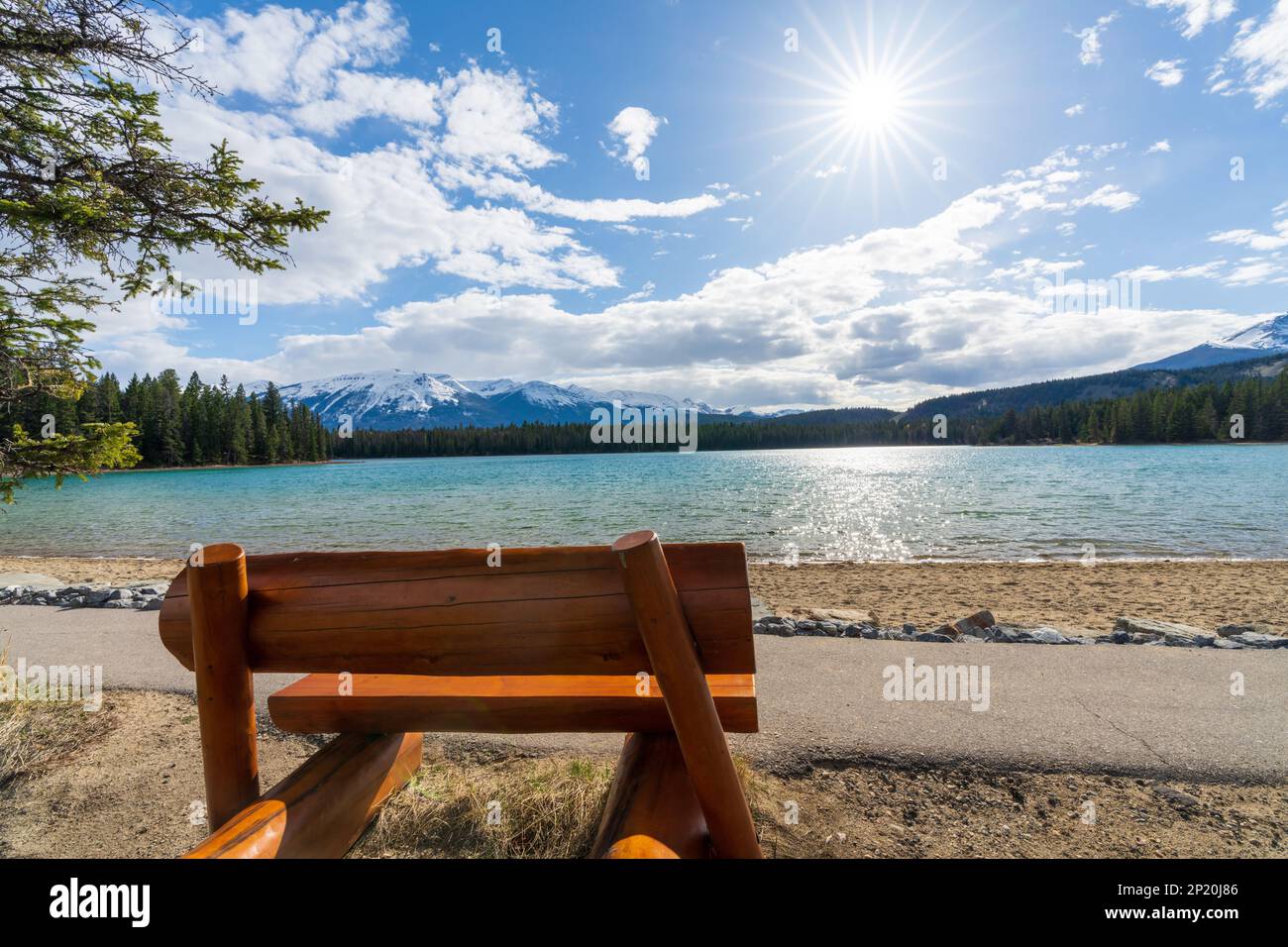 Lake Annette lake shore beach and bench, Jasper National Park stunning ...