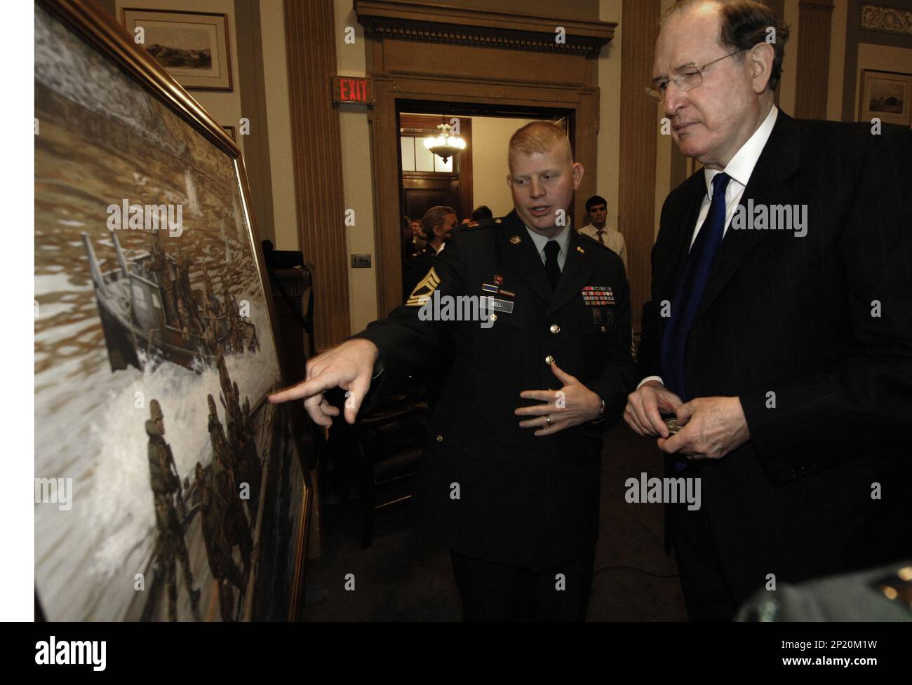 Lt. Gen. james R. Helmly, Chief of the Army Reserve, unveiled the ...