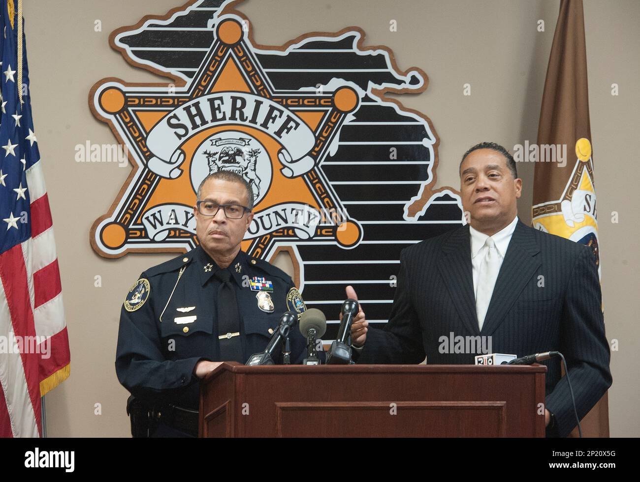 Detroit Police Chief James Craig and Wayne County Sheriff Benny N ...