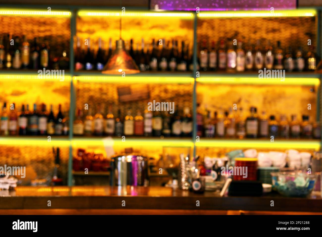 Blurred view of bar counter in cafe Stock Photo - Alamy