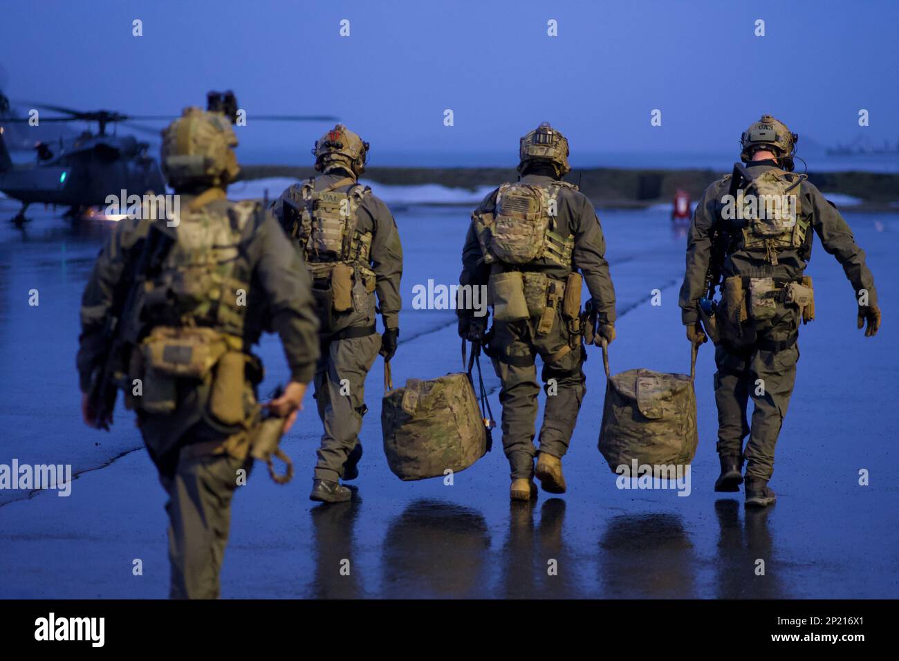 Coast guard special maritime rescue hi-res stock photography and images ...